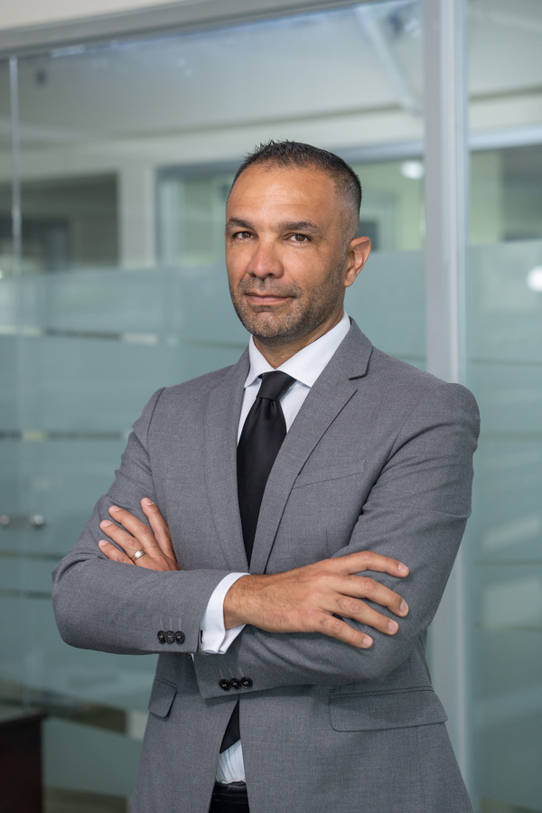 Alonso Benavides - Forza